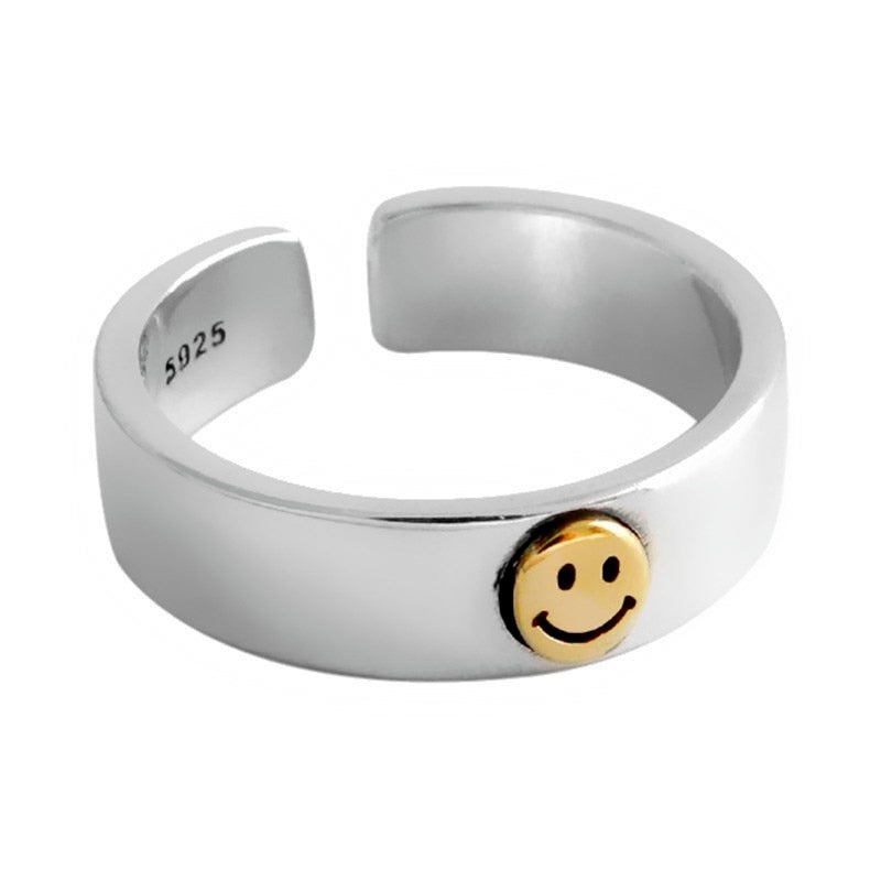 Smile Face Ring – The Unrivaled Brand